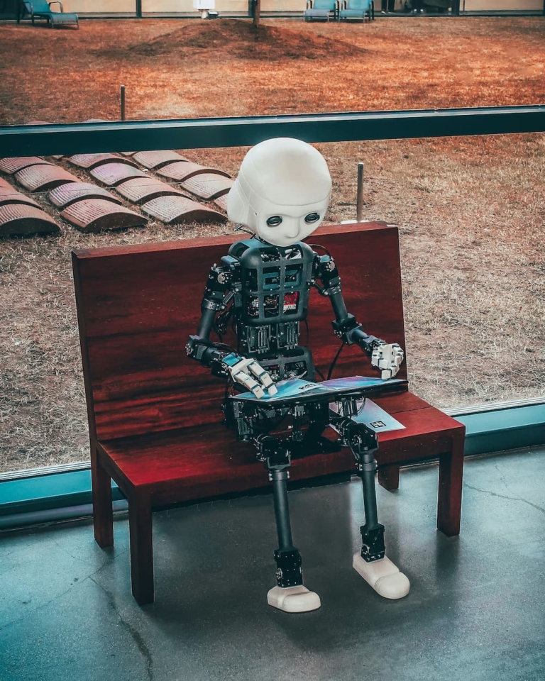 Machine Learning Engineer Salaries by Country 2025-2026 - Optiveum